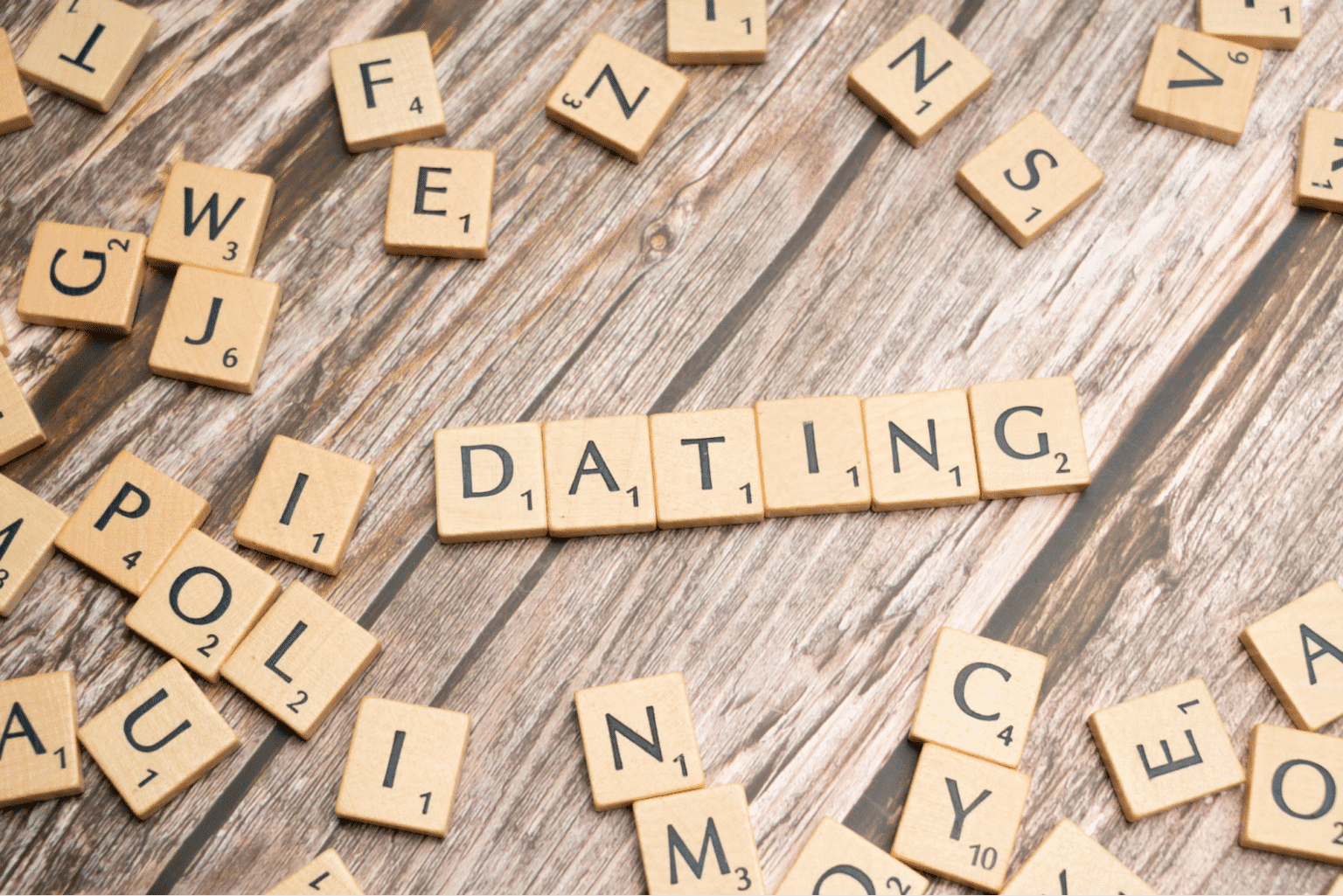 What I Wish I Knew Starting Out in Online Dating - Featured